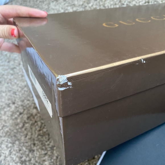 Gucci | Other | Vintage Gucci Shoe Box With Original Tissue Inside ...